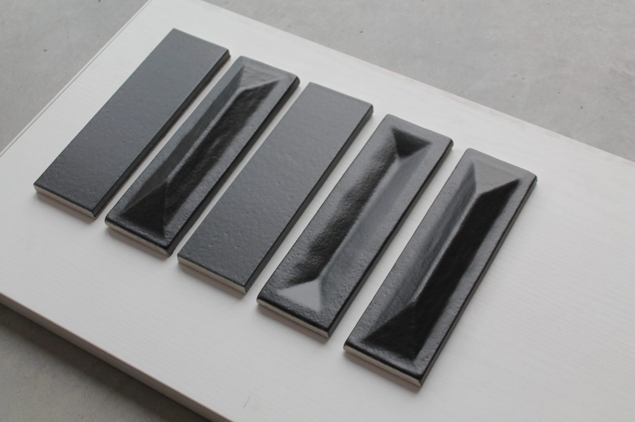 Doria Ceramic Tiles - Black Anthracite