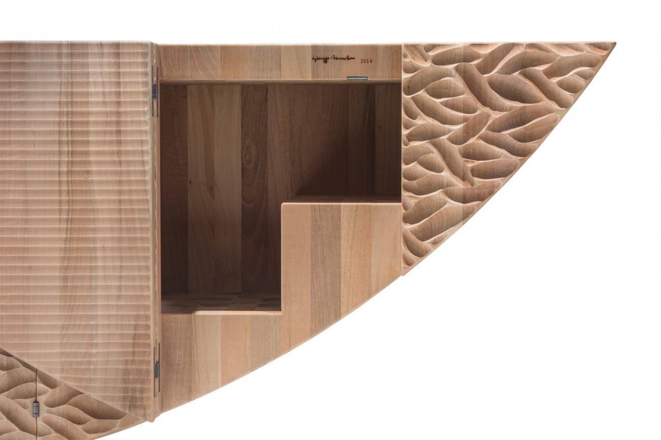Arca 2 Cabinet