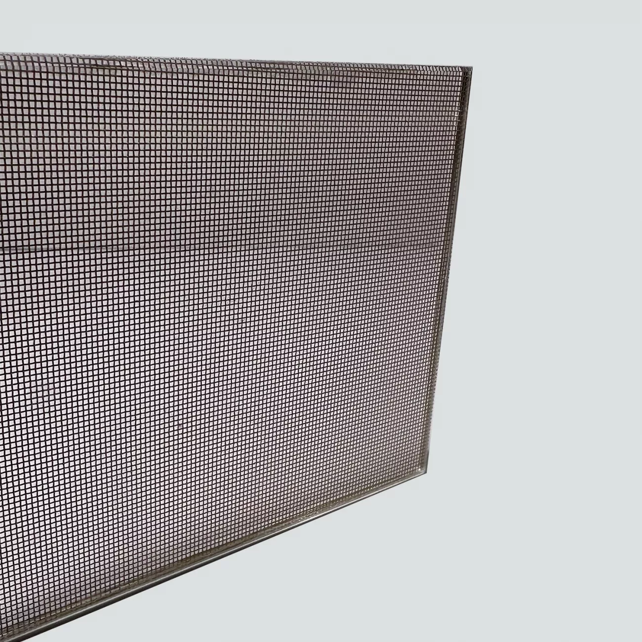 Laminated Glass Metal Mesh #4 - Materials Assemble